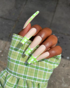 27+ Prettiest Plaid Nails to Try Now - ♡ July Blossom