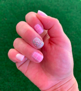 27+ Prettiest Plaid Nails to Try Now - ♡ July Blossom