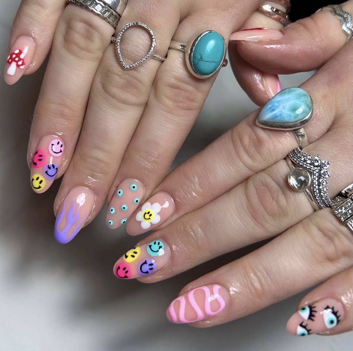 46+ Super Sweet Smiley Face Nails for Positive Vibes - ♡ July Blossom