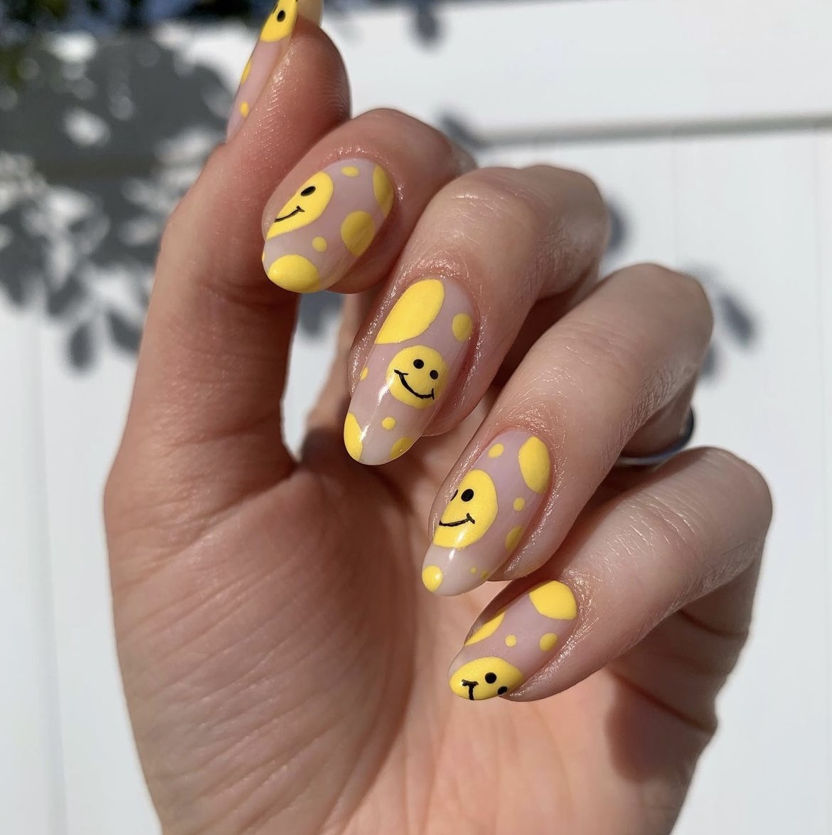 46+ Super Sweet Smiley Face Nails for Positive Vibes - ♡ July Blossom
