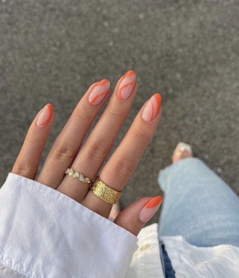 40+ Fun Summer Nail Designs - ♡ July Blossom