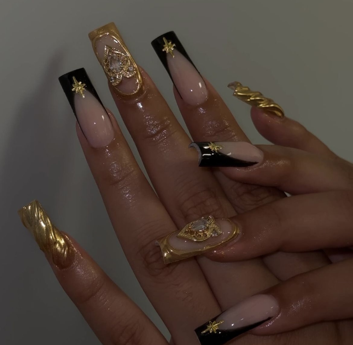 40+ Perfect Prom Nails for a Pretty Look - ♡ July Blossom