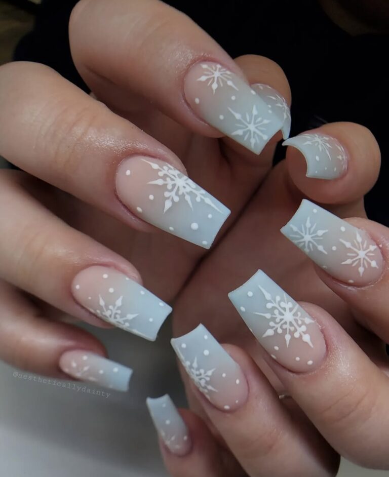 35 Stunning Winter Nails for a Pretty Look - ♡ July Blossom