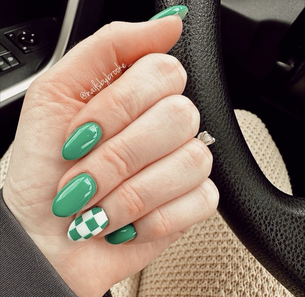 25+ Extra Lucky St. Patrick's Day Nails for Good Luck - ♡ July Blossom